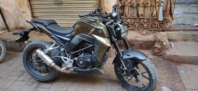 Super Star 200cc fully wrapped - Standard - 1093757711