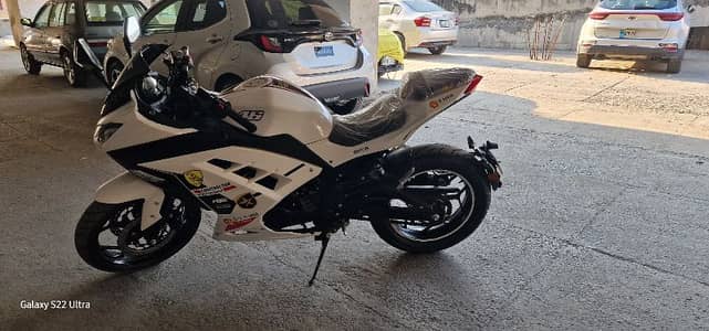 Kawasaki ninja 250 cc brand new - Sports & Heavy Bikes - 1094512521