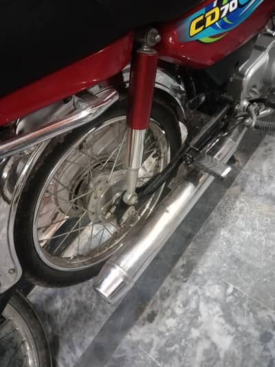 Honda CD 70 red colour - Standard - 1094705575