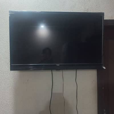 Haier 40 inch LED with Android box - Televisions - 1094829654