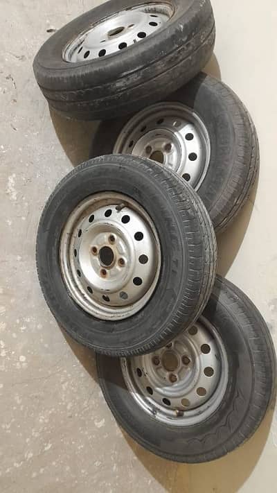 Suzuki Alto wagon R Rims and tyres o3336146707 - Spare Parts - 1094994032