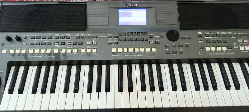 Yamaha PSR S 670 Profesional Yamaha Piano Keyboard Casio Roland Korg ...