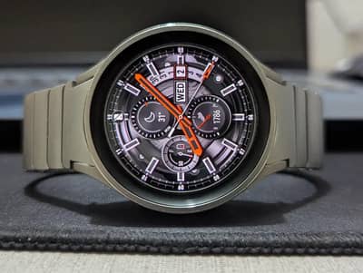 Samsung Galaxy Watch 5 Pro Titanium Fitness & Smart Watch with Box ...