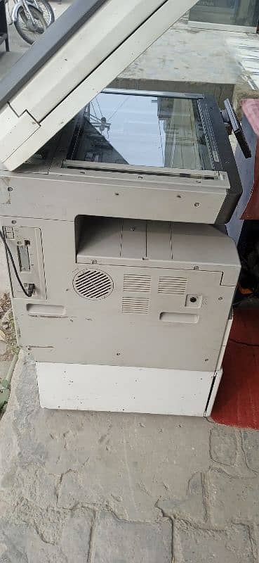 Ricoh mp 2501 - Printers & Photocopiers - 1095296538