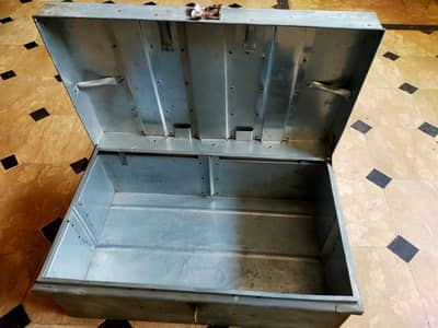 trunk peti for sale - Other Household Items - 1095380180