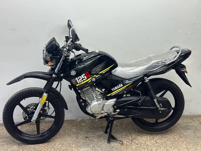 yamaha ybr125g 2022 model ( low millage ) - Standard - 1096227602