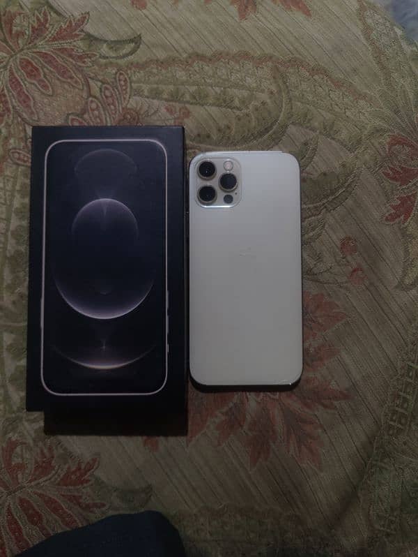 iphone 12 pro Gold - Mobile Phones - 1096461699