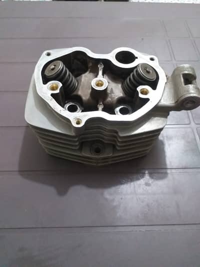 Honda CG 125 Engine Head - Other Spare Parts - 1089024674