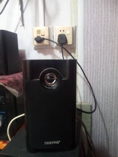 woofer speaker Geepas - Other Accessories - 1096703102
