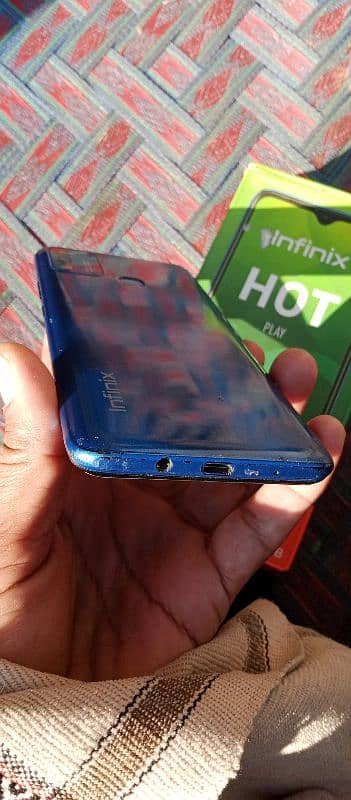 Infinix hot 10 ply full box 8/10 no open no repair - Mobile Phones ...