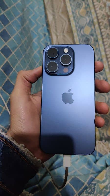 iphone 15 pro 100% health 4 cycle counts only - Mobile Phones - 1097109479