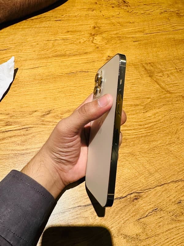 iphone 12 pro max jv - Mobile Phones - 1097212969