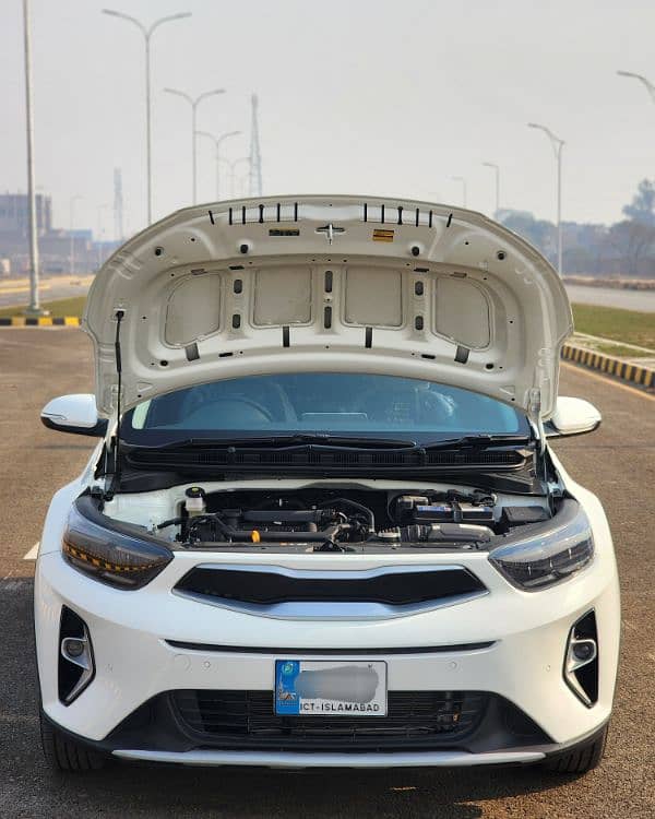 Zero Meter KIA STONIC 2024 for Sale - Cars - 1097322990