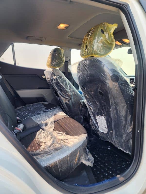 Zero Meter KIA STONIC 2024 for Sale - Cars - 1097322990