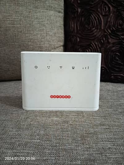 Huawei | B310s-927 4G 150Mbps LTE CPE WiFi Router - Networking - 1097993103