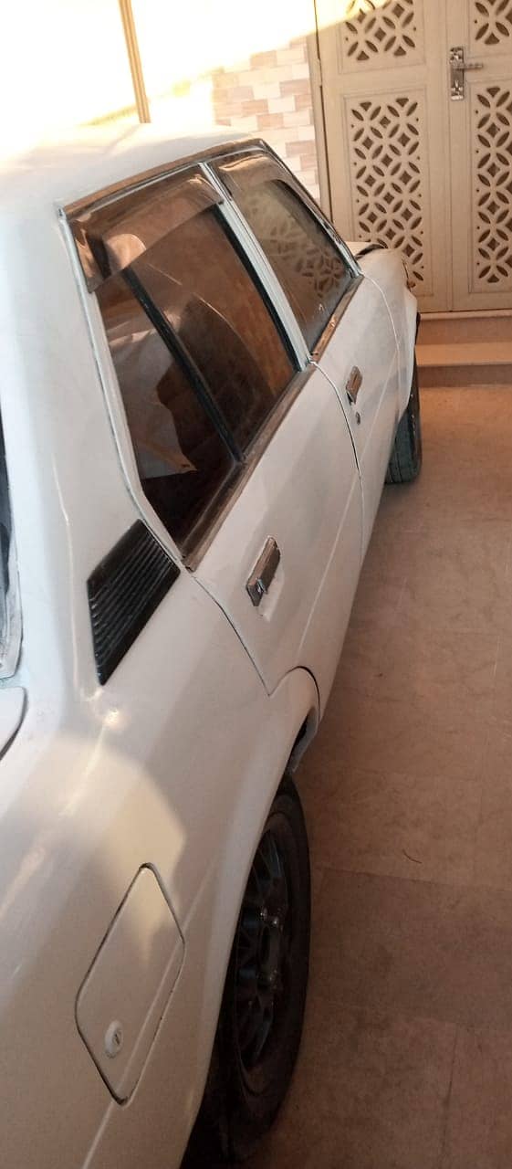 Toyota Corolla 1983 with Mark X engine - Cars - 1098191036