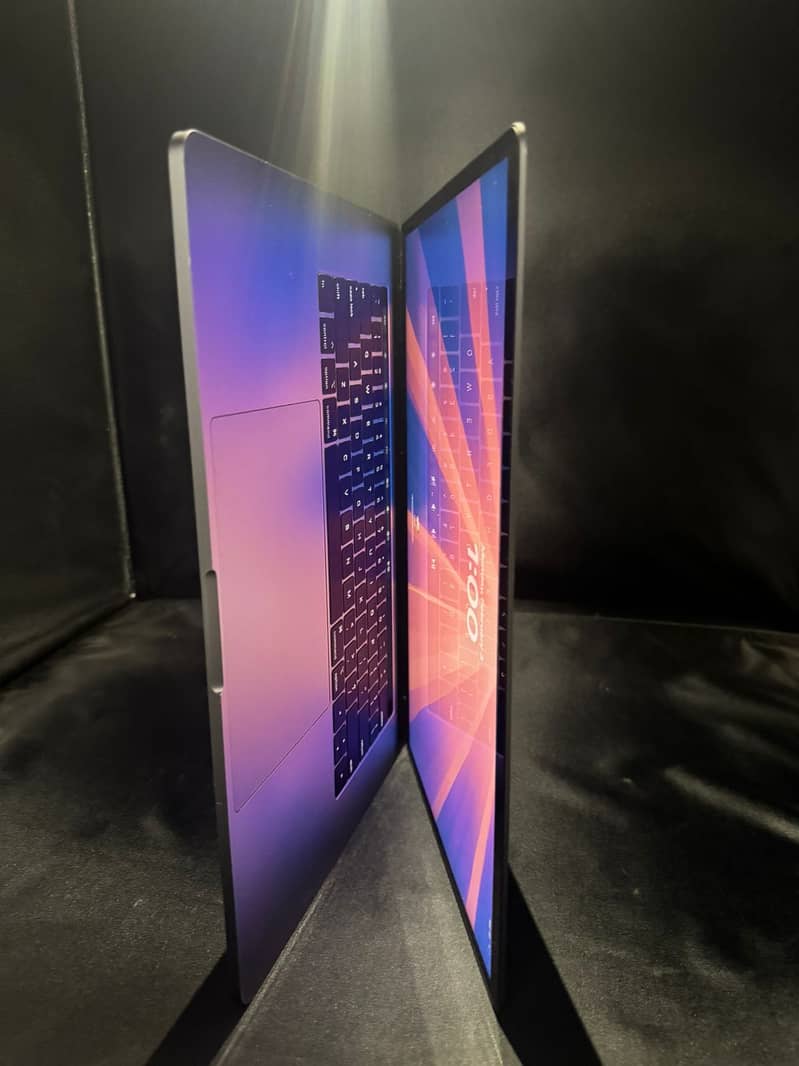 Apple MacBook Pro 2019 Core i9 9th Gen - Laptops - 1098351843