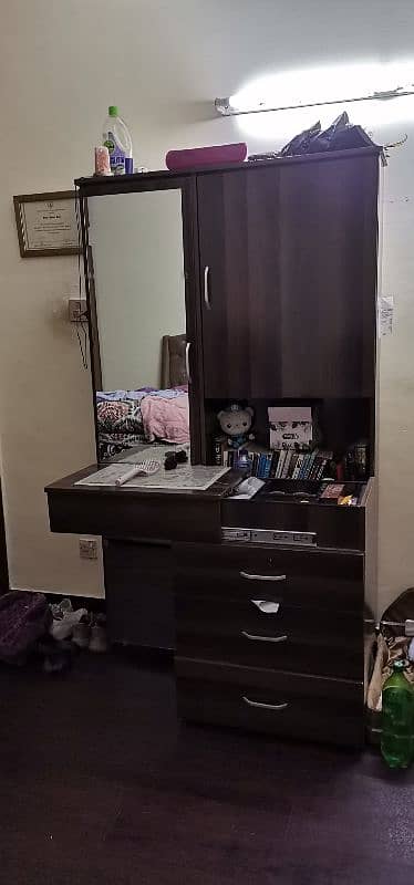 Dressing Table for sale - Rugs - 1098368096