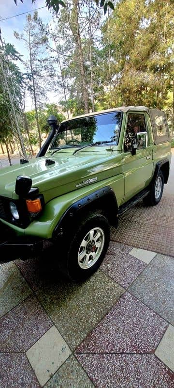 Toyota Land Cruiser RKR - Cars - 1095218415