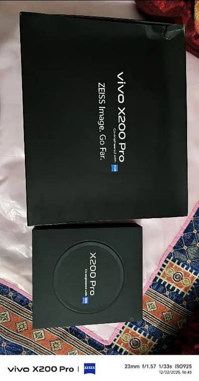 Vivo x200 pro just box open titanium full warranty with gift - Mobile ...