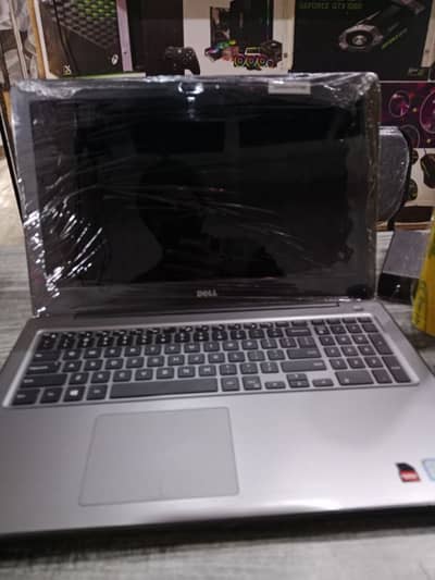 Dell Inspiron 5567 i7 7th gen 4gb AMD graphics card R7 M440 - Laptops ...
