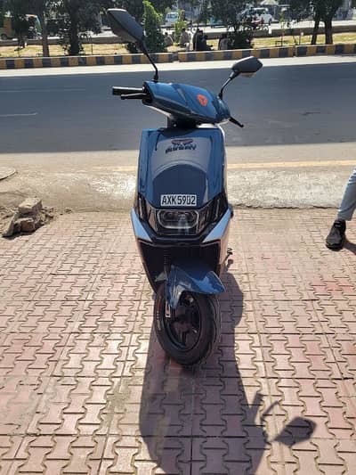 Yadea Rubin Blue Color - Scooty & Scooters - 1098601063