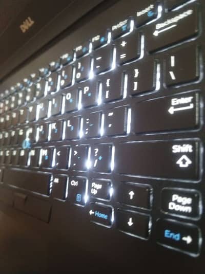 Dell Latitude 7280 - Core i7 6th Gen - FHD Display - Backlit Keyboard ...