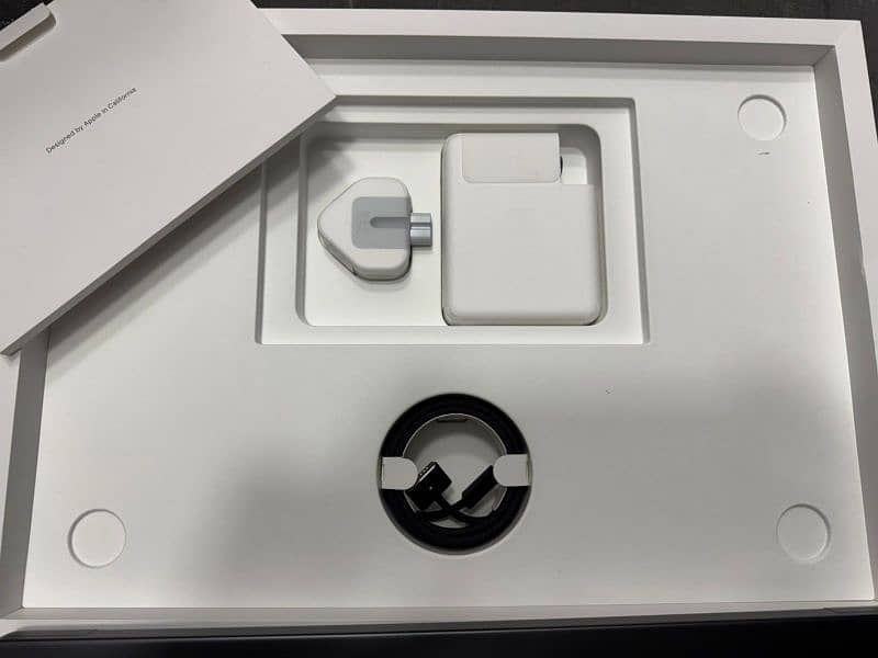 MacBook Pro 16 Inch 18GB/512GB M3 Pro Space Black - Laptops - 1098610761