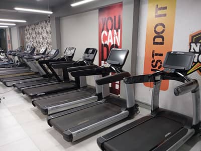 Treadmills Elliptical Spin Bike Running Machine Cycle Life Fitness ...