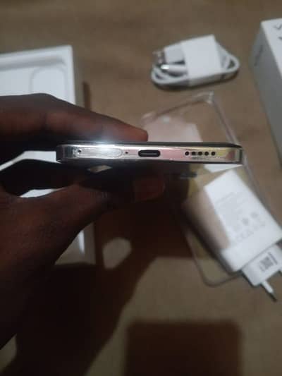 Vivo y200 mobile 8 ram 256 GB complete box for sale 0336/5077/195 ...