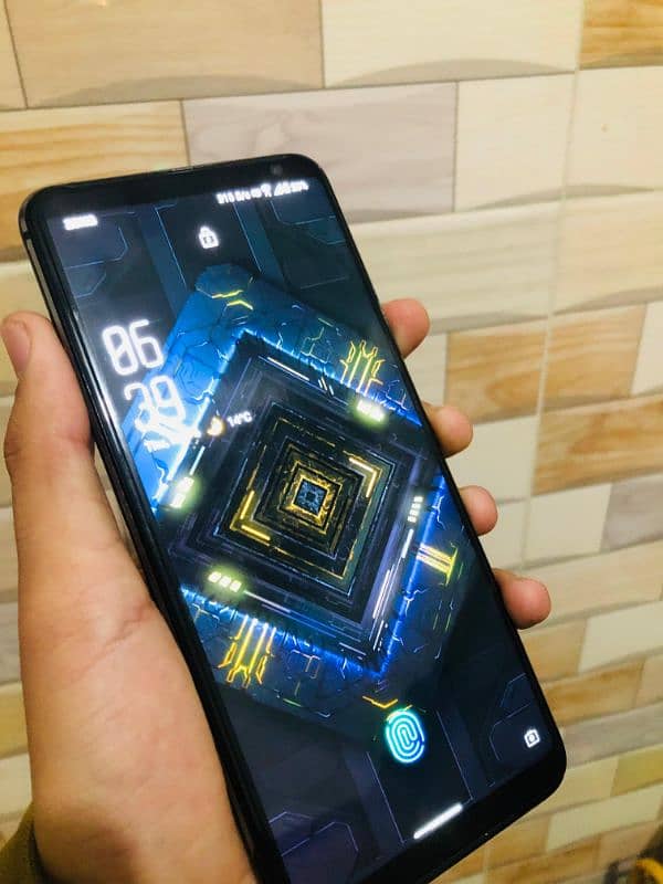 ASUS ROG 2 - Mobile Phones - 1099151185