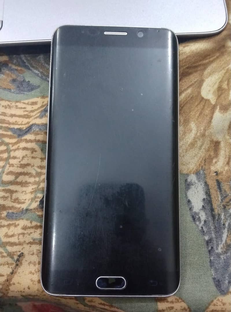 Samsung S6 Edge Plus | Lady Hand Use only | 4,64 GB | Amoled Display ...