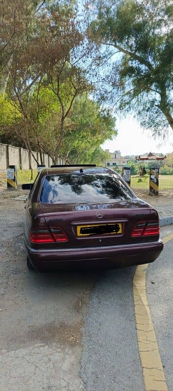 Mercedes E Class E230 1996 AMG Long Wheel. Exchange Possible - Cars ...