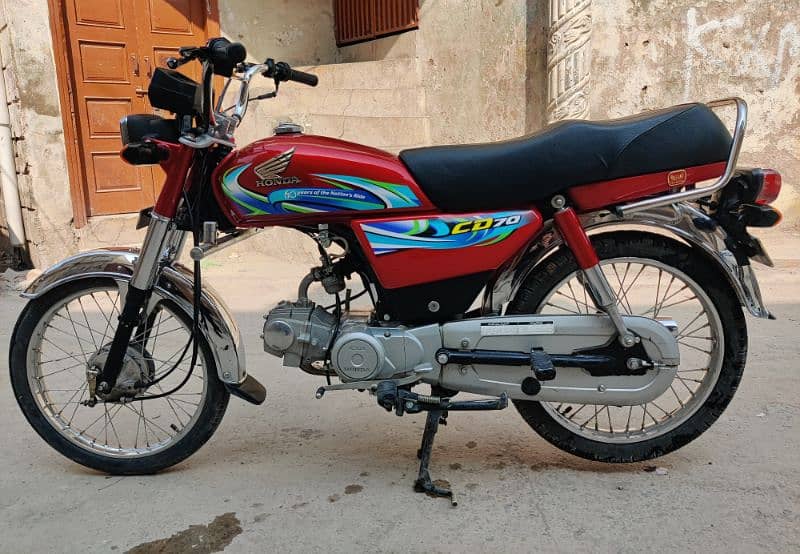 Honda CD 70 2024 Model Punjab Registered - Standard - 1099493484