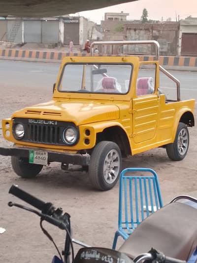 Suzuki jeep - Buses, Vans & Trucks - 1099499130