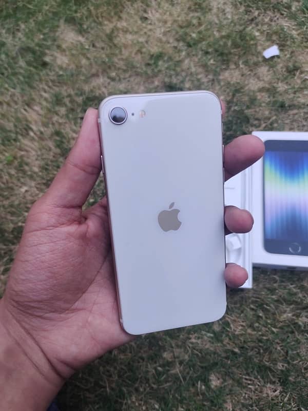 iphone se 2022 3rd gen - Mobile Phones - 1099635669