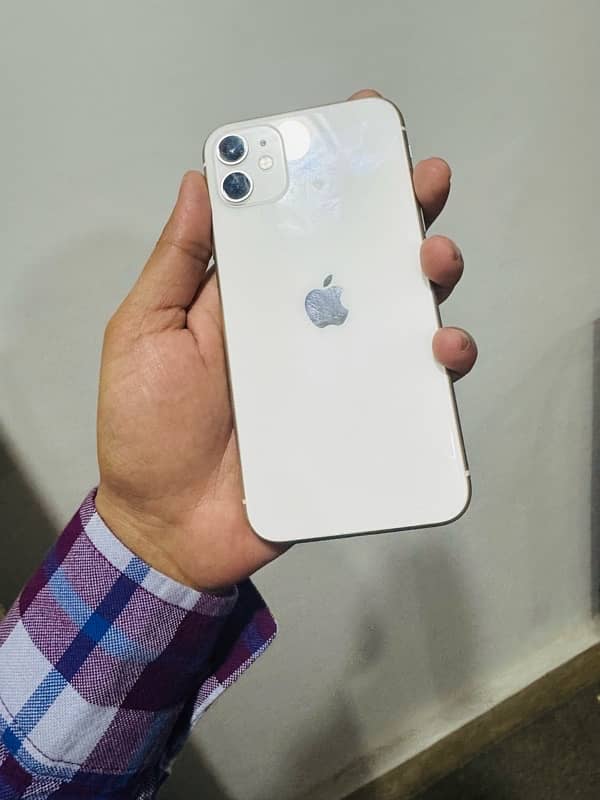 IPhone 11 dual sim PTA Approved - Mobile Phones - 1099639482