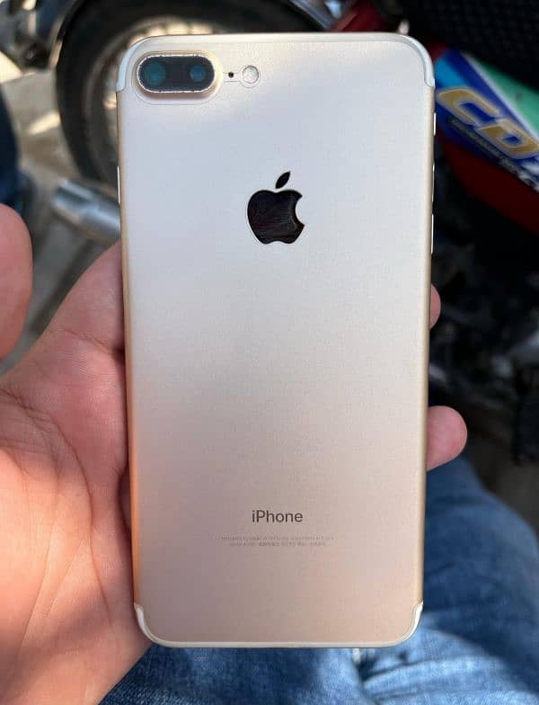 Iphone 7 plus with box - Mobile Phones - 1099691550