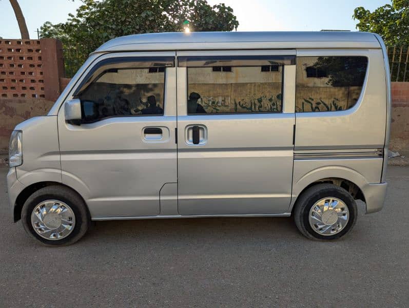 Suzuki Every Wagon Nissan clipper Hijet Mazda scrum atrai - Cars ...
