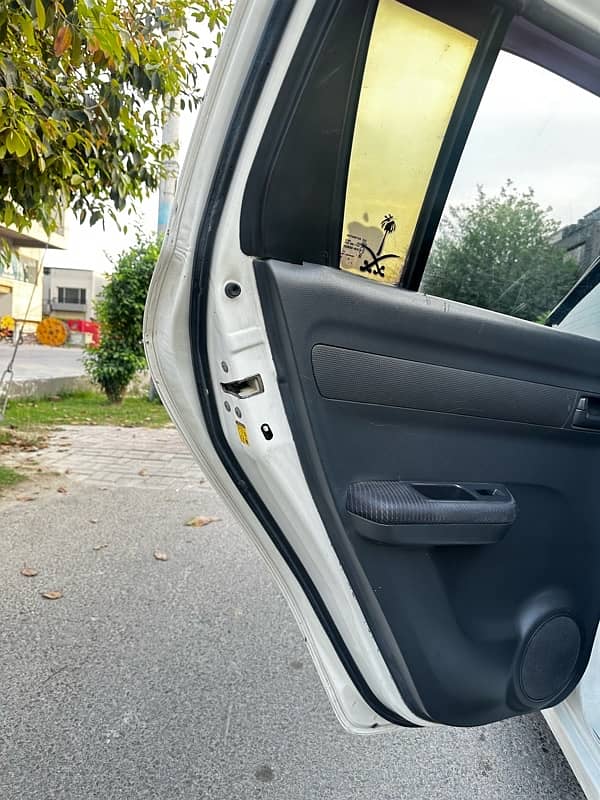 Suzuki Swift 2011 - Cars - 1099715415