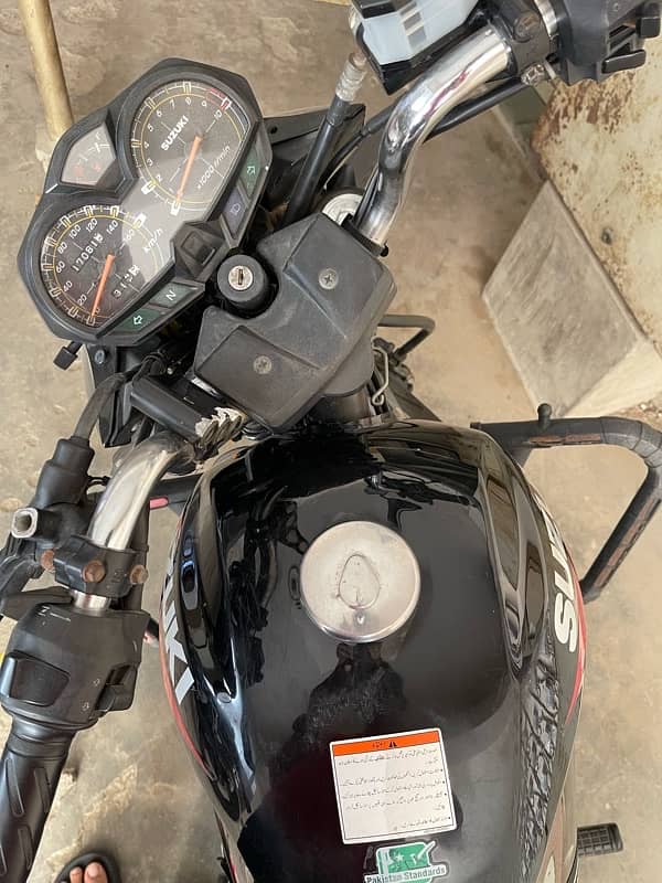 Suzuki GR150 Black 2021 - Standard - 1099732524