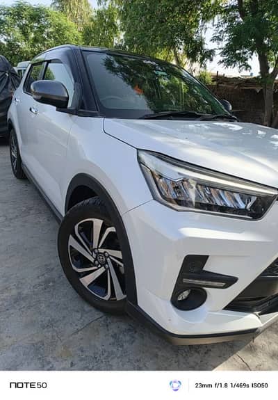 Toyota Raize top of the line z package model 2022 import. register 2023 ...