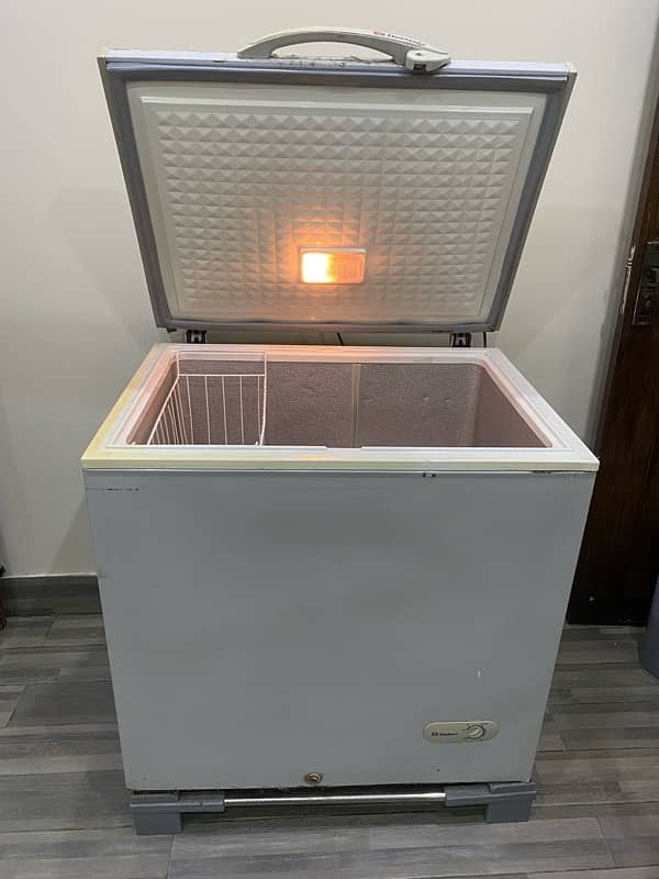 Dawlance deep freezer up for sale - Freezers - 1100105540