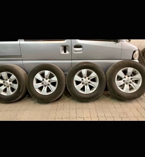 Toyota Prado tyre with rims condition 10/9 - Tyres - 1100233483