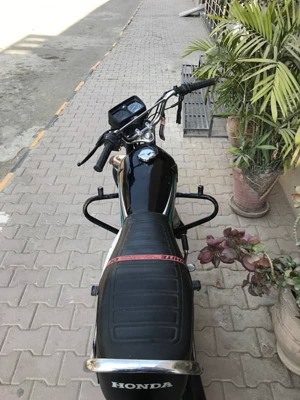 Honda cg 125 model 20 argent sell all punjab number - Standard - 1100242644
