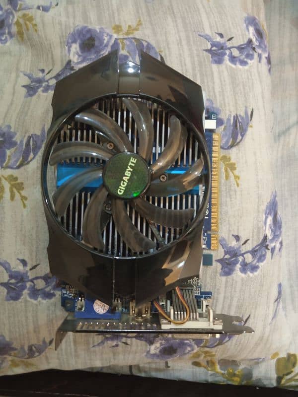 GTX 650 2GB Gigabyte - Computer Components - 1100366863