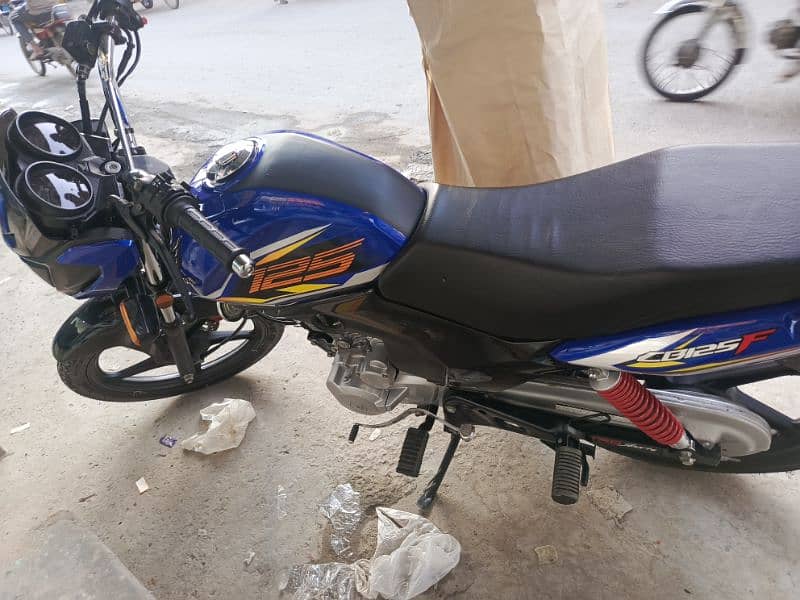 Honda CB 125F - Sports & Heavy Bikes - 1100386705