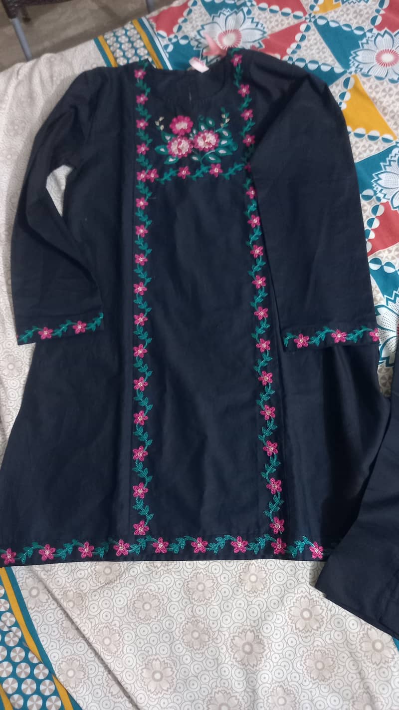 Paperland branded suit - Other Home Appliances - 1100436273