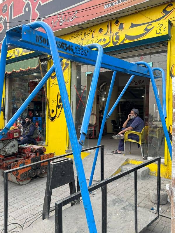 monkey lift / mini crane lift / winch lift machine / concert mixer ...