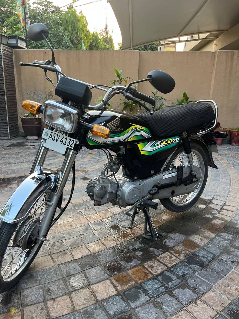 Honda CD 70 2023 - Standard - 1100513937